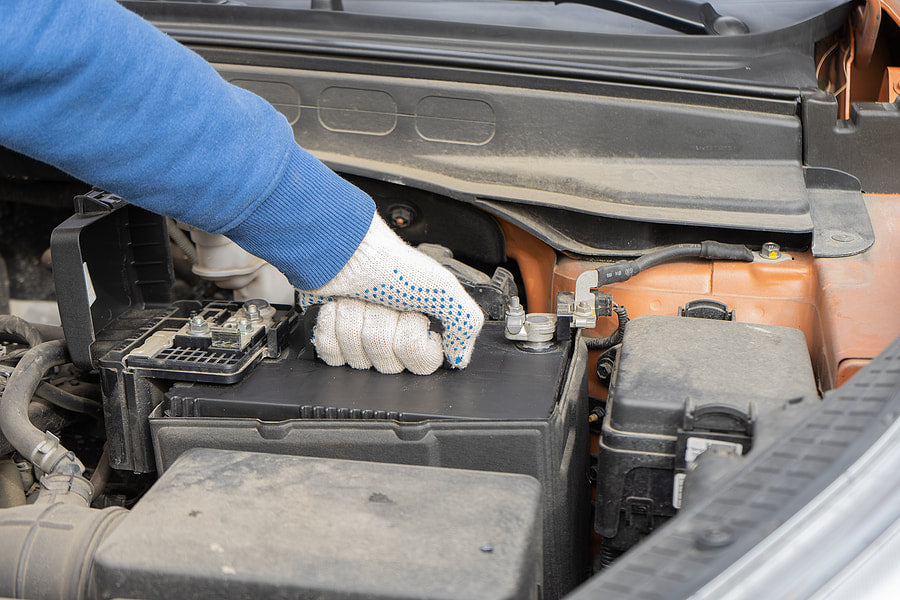 Car battery replacement mobile store